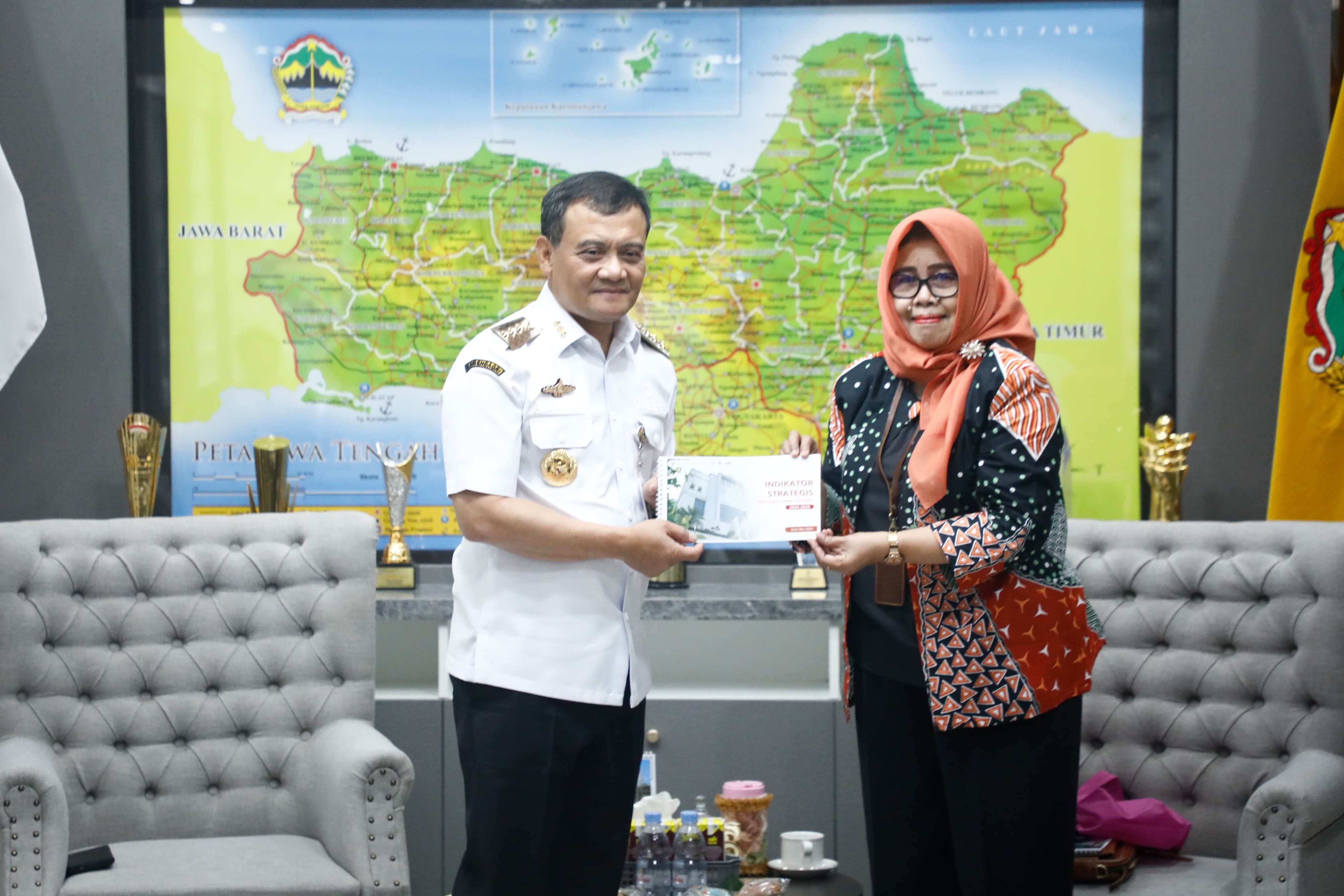 Gubernur Jateng: Data BPS Kunci Arah Kebijakan Pembangunan 2025-2026 ...